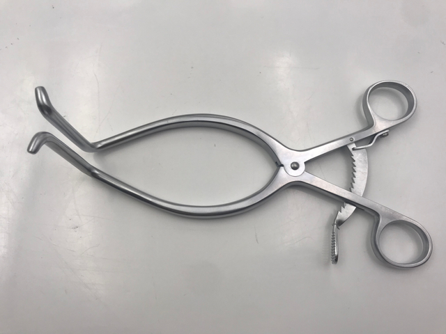 China orthopedic implants surgical instruments Single Hook Retractor ...