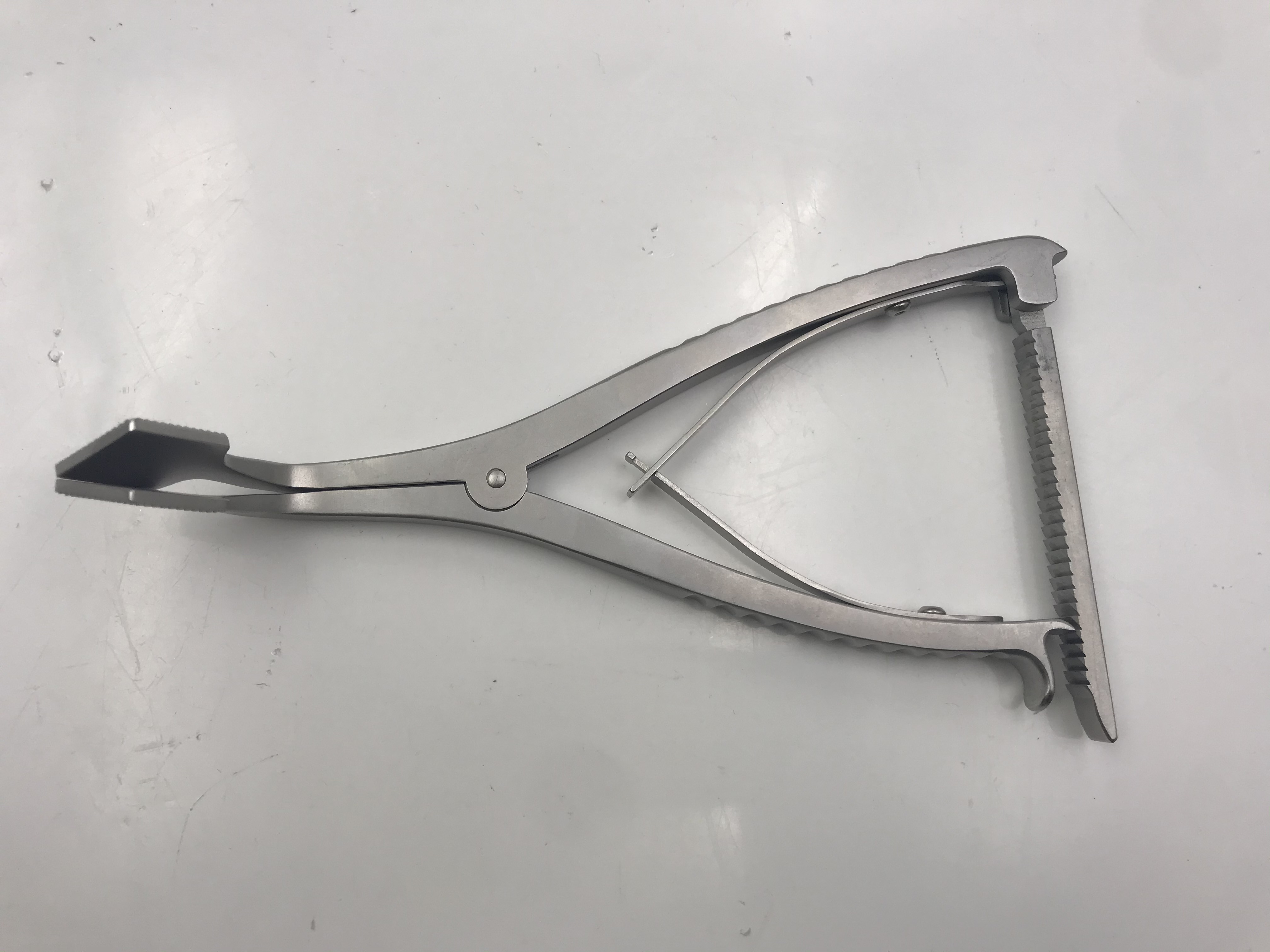 High Quality orthopedic surgical instruments Knee Joint Distractor of ...