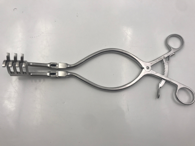 China surgical instruments Wests Self Retaining Retractor for bone ...